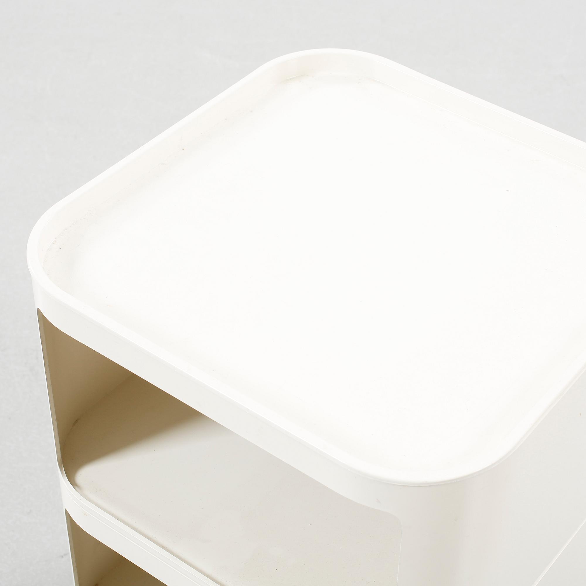 A plastic bedside table "Componibili", Anna Castelli-Ferrieri for ...