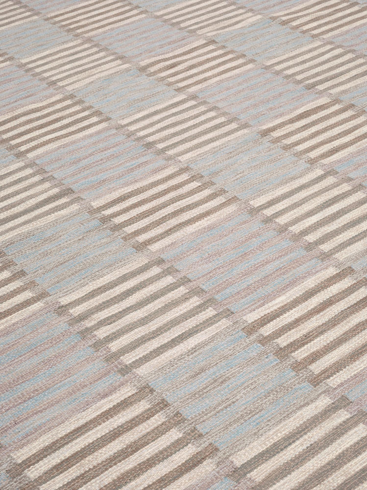 CARPET. "Capella, grå". Flat weave. 384 x 290 cm. Signed CM. - Bukowskis