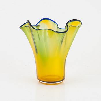 Gunnar Cyrén, a vase, Orrefors Expo, 1995. - Bukowskis