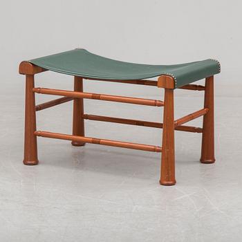 JOSEF FRANK, a model 927 mahogany stool from Svenskt Tenn. - Bukowskis