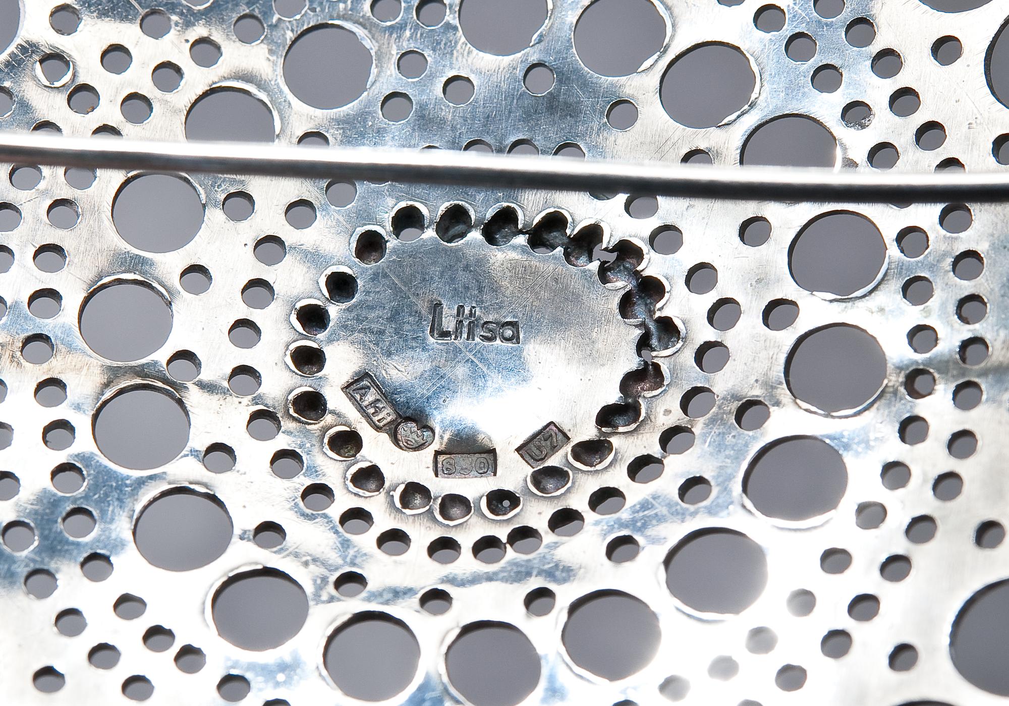 Liisa Vitali, BROOCH. - Bukowskis