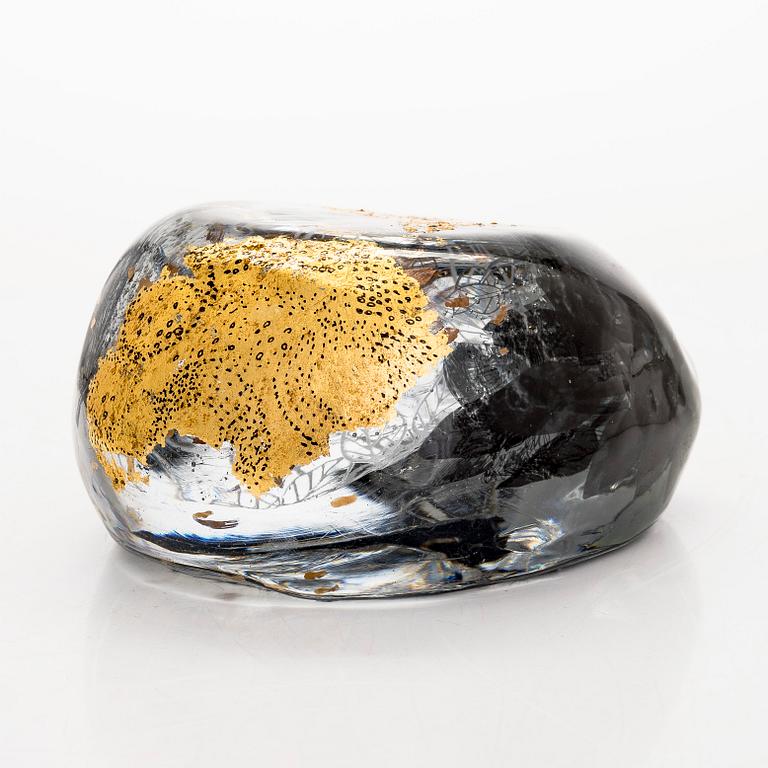 Sini Majuri, uniquglass sculpture," When You Don't Remember What You've ...
