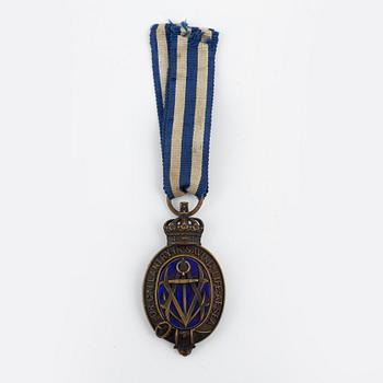 Albert Medal for Lifesaving, at Sea, second class, in case. By Phillips ...