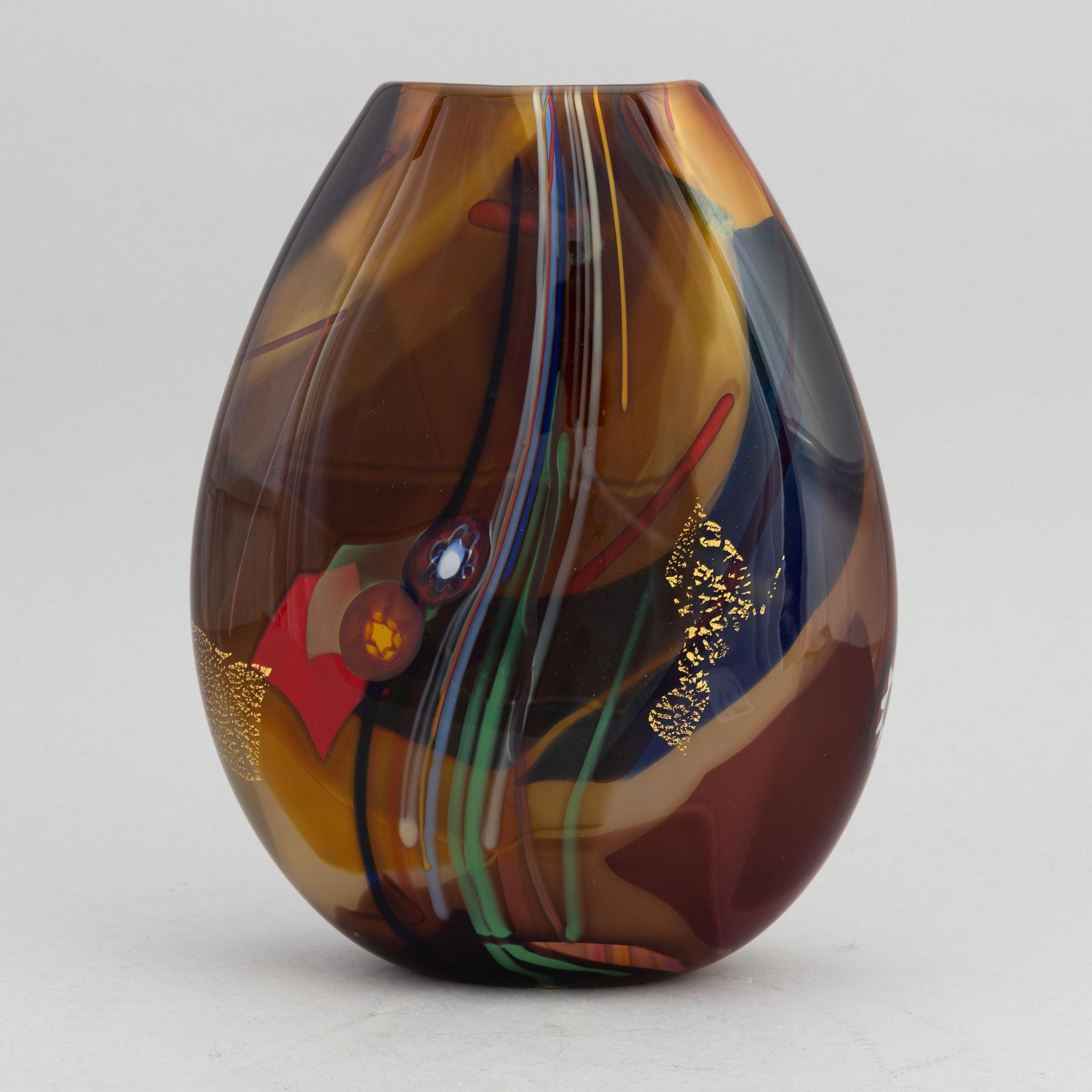 Jan-Erik Ritzman, a unique glass vase, Transjö, signed and dated -89 ...