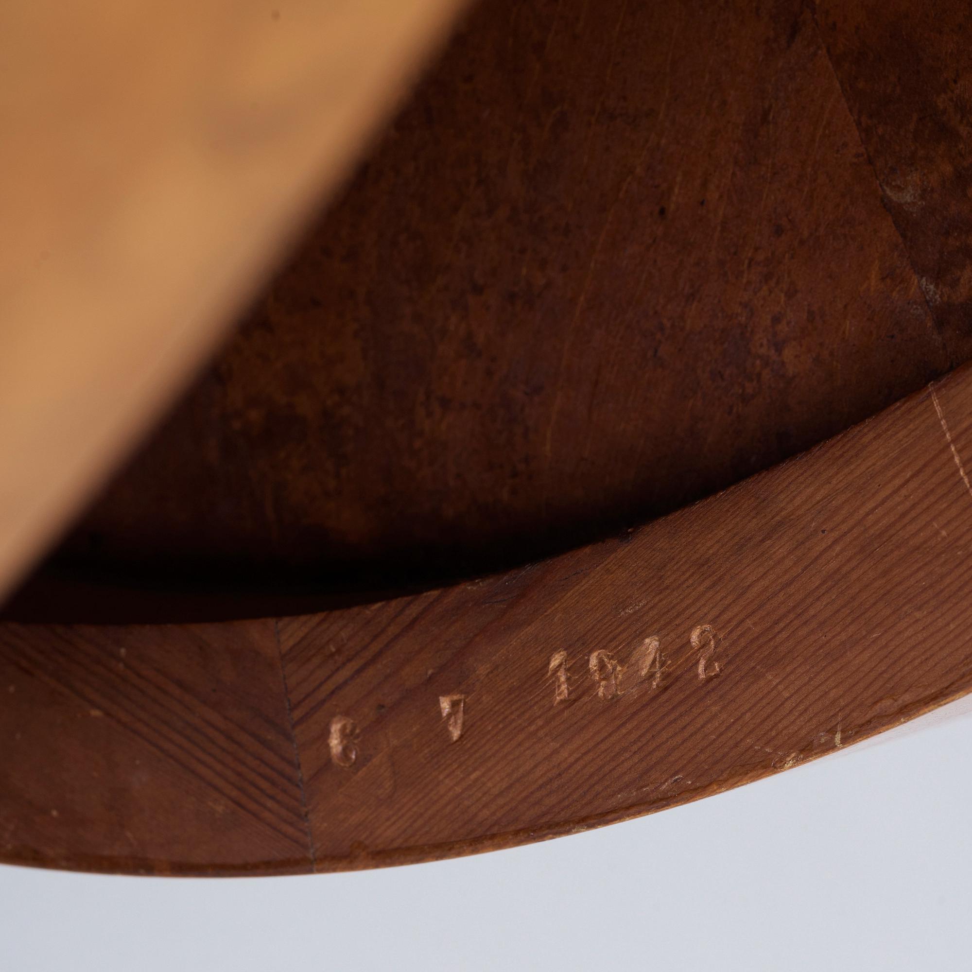 An Erik 'Klot-Johan' Johansson sofa table, Reiners, Sweden 1942 ...