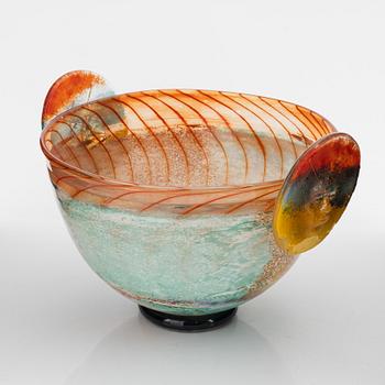 Kjell Engman, a glass bowl, Kosta Boda, 1991. - Bukowskis