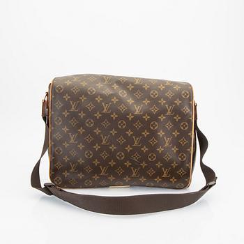 Louis Vuitton, "Abbesses messenger" väska. - Bukowskis