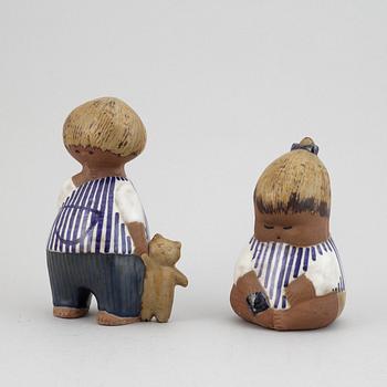 Lisa Larson, figuriner, 2 st, stengods, ur serien "Larsons ungar", Gustavsberg, 1962-1980 ...