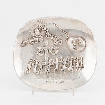 Olle Ohlsson, skålfat, silver, Silvergillet, Malmö 1978. - Bukowskis