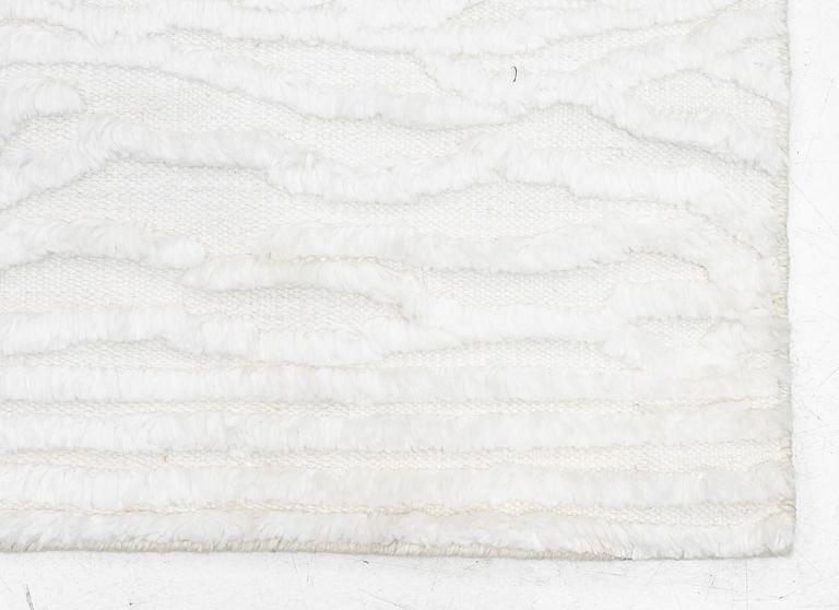 Matta, Marocco, samtida, Glowb, ca 355 x 198 cm. - Bukowskis