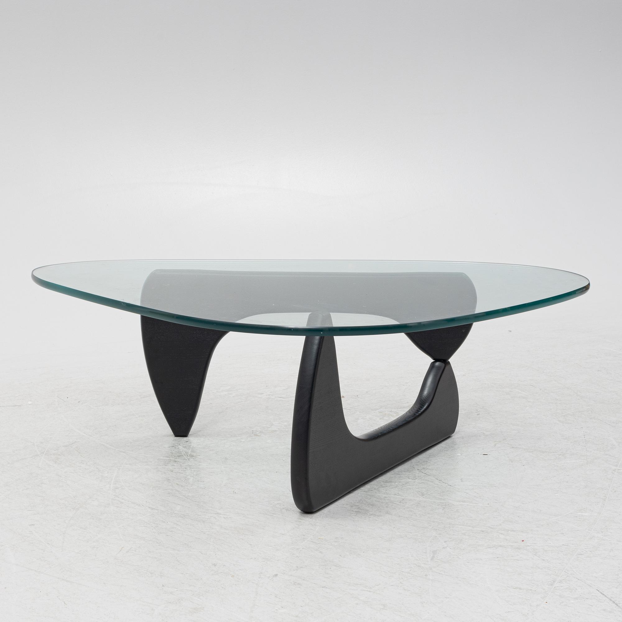 Isamu Noguchi, a 'Noguchi' coffee table, Vitra. - Bukowskis