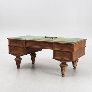 Emanuel Nobel's desk, Russia, late 19th Century. - Bukowskis
