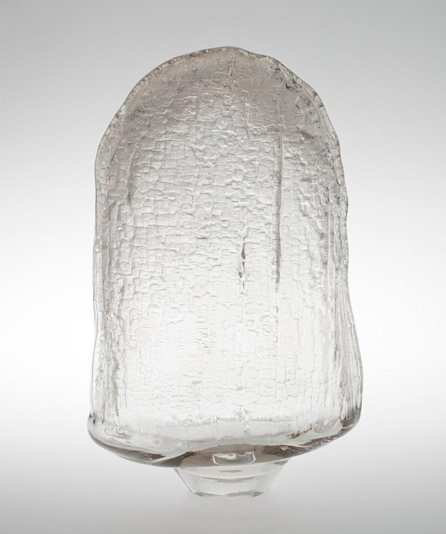 Timo Sarpaneva, A GLASS SCULPTURE. - Bukowskis
