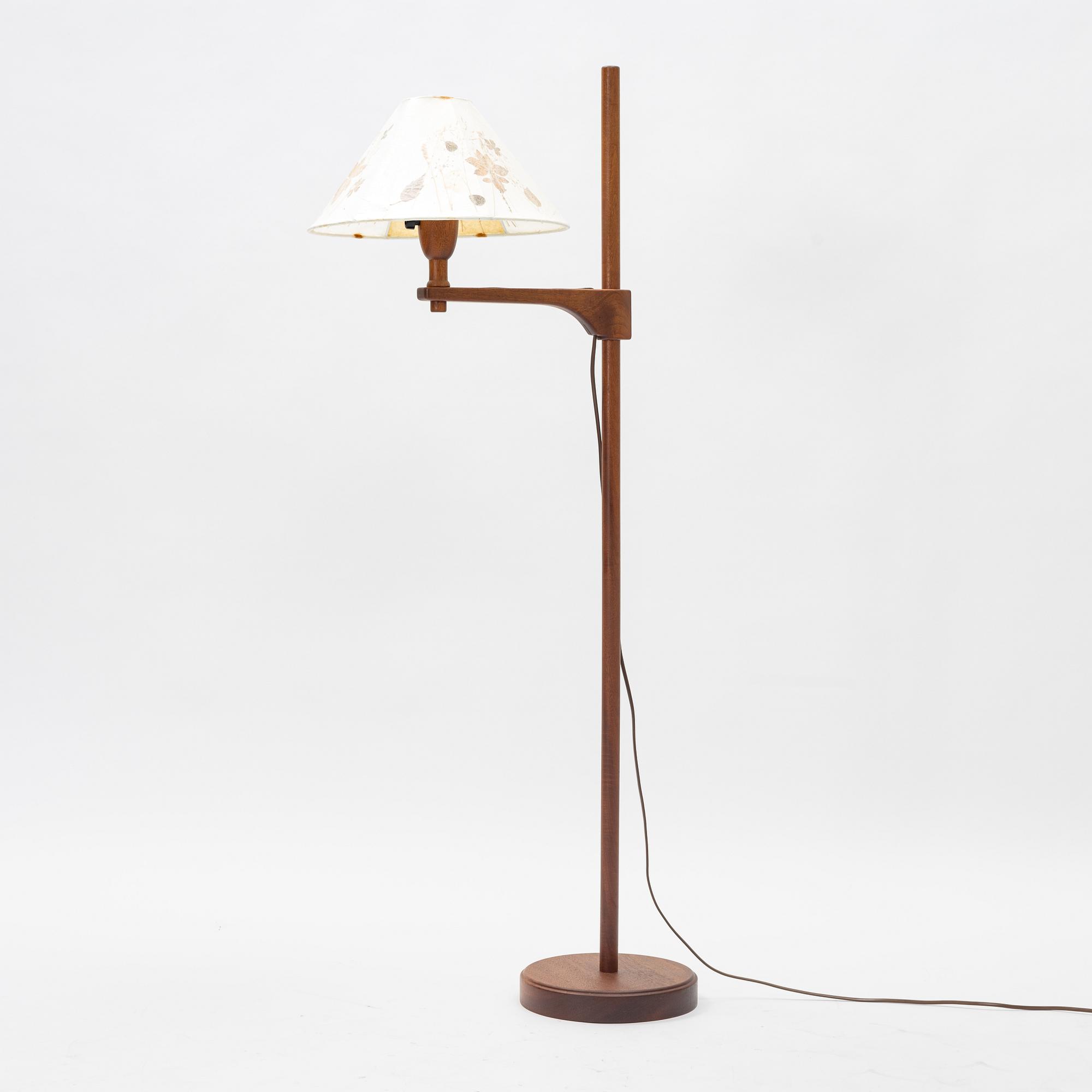 Carl Malmsten, golvlampa, "Staken". - Bukowskis