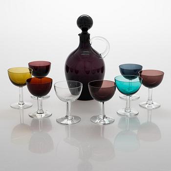 Saara Hopea, A glass carafe and eight liqueur glasses, Nuutajärvi ...