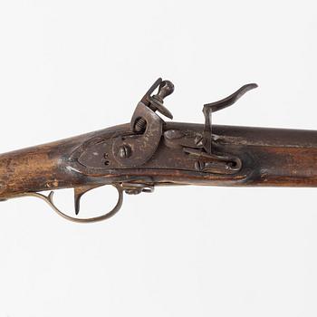 Flintlock musket with bayonet, 19th century. - Bukowskis