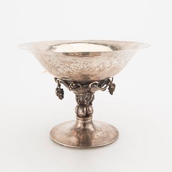 Johan Rohde, skål på fot, sterling silver Firma Georg Jensen, Köpenhamn ...