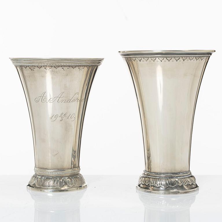 Bägare, 2 st, silver, GAB, Stockholm 1896 resp CG Hallberg, Stockholm ...