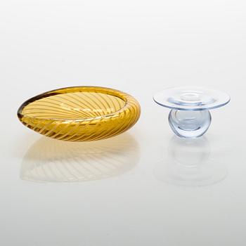 Nanny Still, two art glass signed Nanny Still Riihimäen Lasi OY ...