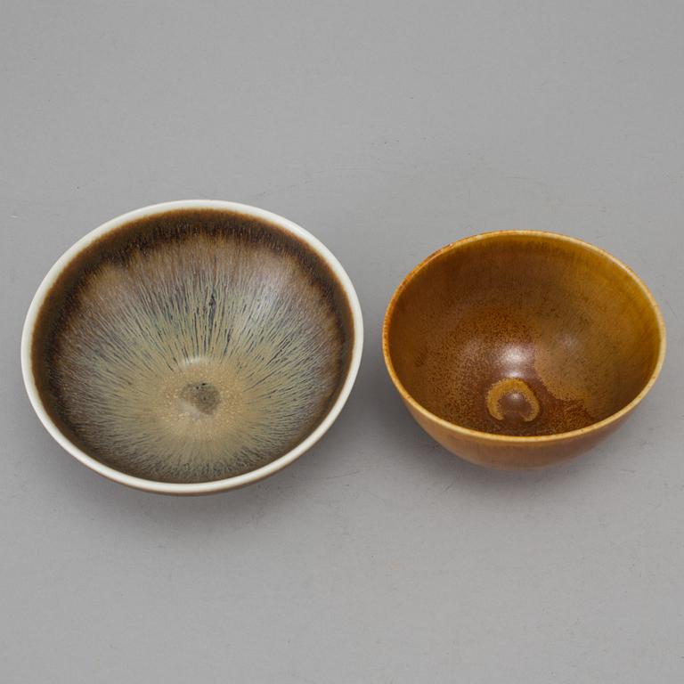 Two stoneware bowls by Bernt Friberg and Carl-Harry Stålhane. - Bukowskis