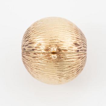 Ole Lynggaard, pendant clasp, 14K gold. - Bukowskis