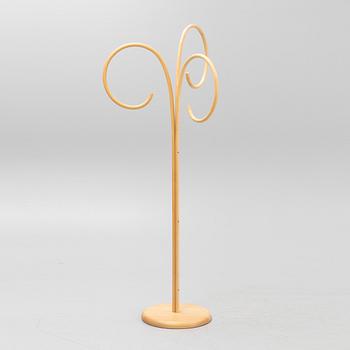 Nina Jobs, an ash tree 'Loop' coat hanger. - Bukowskis
