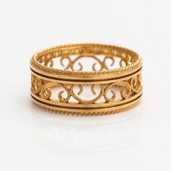 Ring "Filigran", 18K guld. Kalevala Koru, Helsingfors. - Bukowskis