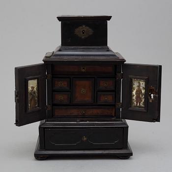 A first half of the 18th century Baroque miniature cabinet. - Bukowskis