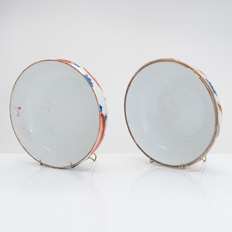 Kulho kannella, posliinia, Kiina, 1900-luku. - Bukowskis