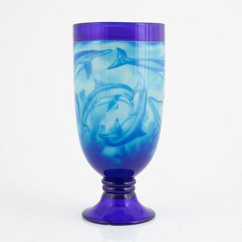 Astrid Gate, a unique graal glass vase, glassblower Wilke Adolfsson ...