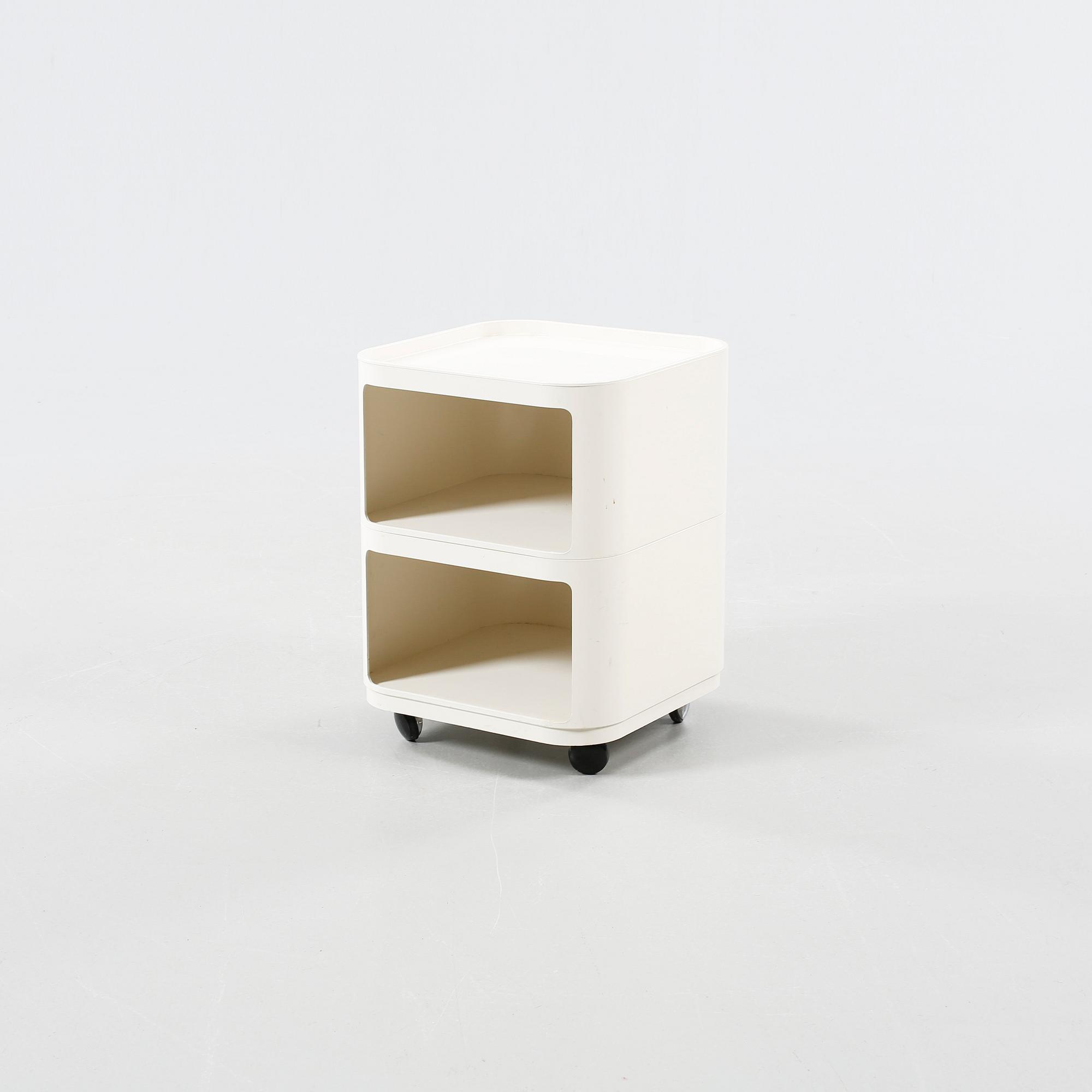 A plastic bedside table "Componibili", Anna Castelli-Ferrieri for ...