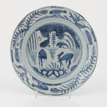 A blue and white kraak dish, Ming dynasty, Wanli (1572-1622). - Bukowskis