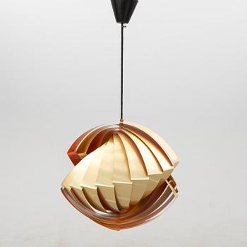 Louis Weisdorf, taklampa, "Konkylie"/"Tivoli", Lyfa, Danmark. - Bukowskis