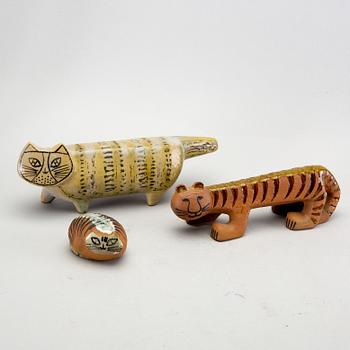 Lisa Larson, a set of three stoneware figurines from Gustavsberg. - Bukowskis