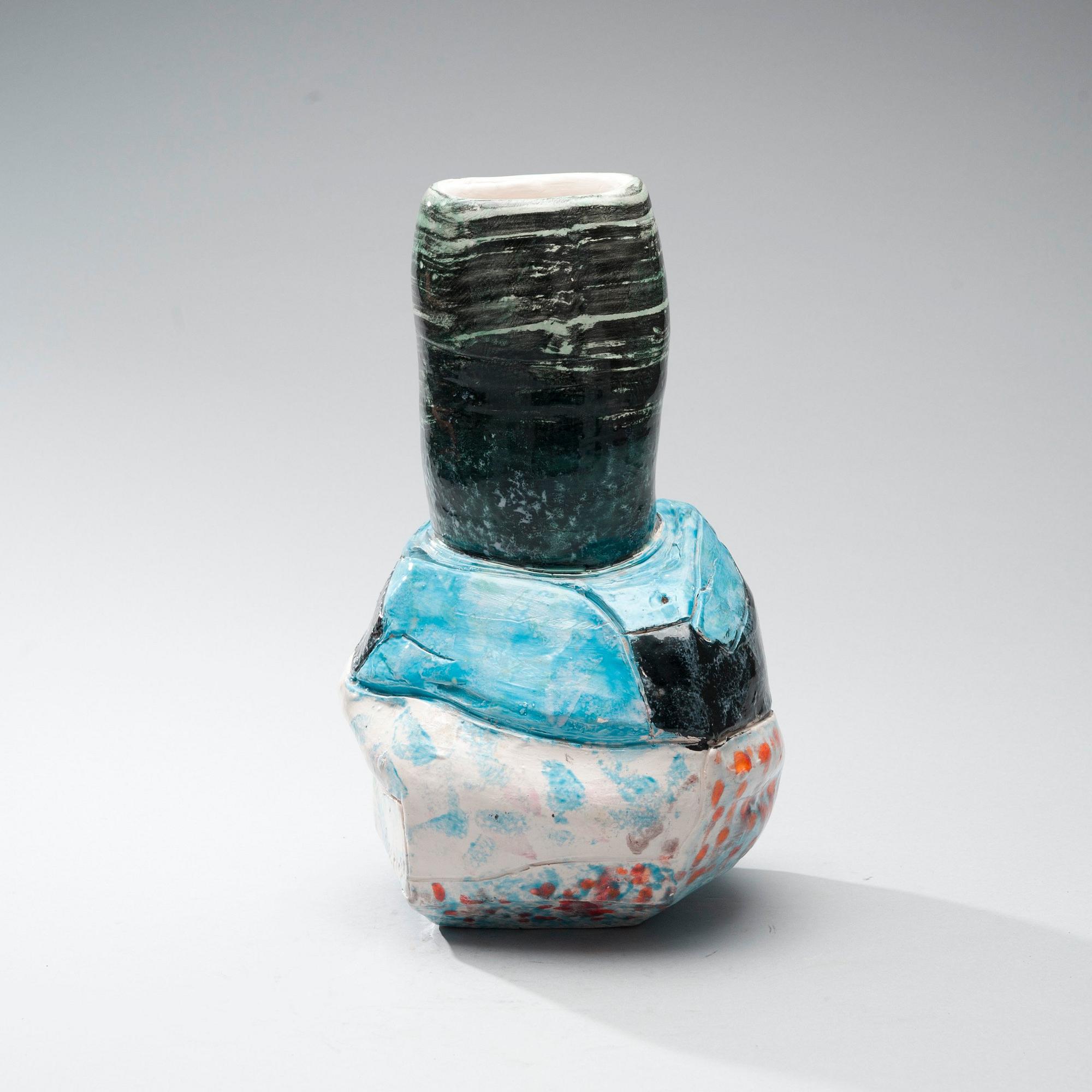 Timothy Persons, A CERAMIC SCULPTURE. - Bukowskis