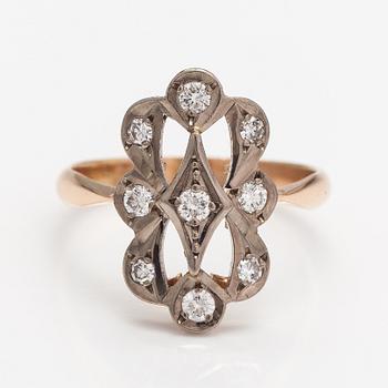 A 14K ogld ring with diamonds ca. 0.40 ct in total. Soviet union ...
