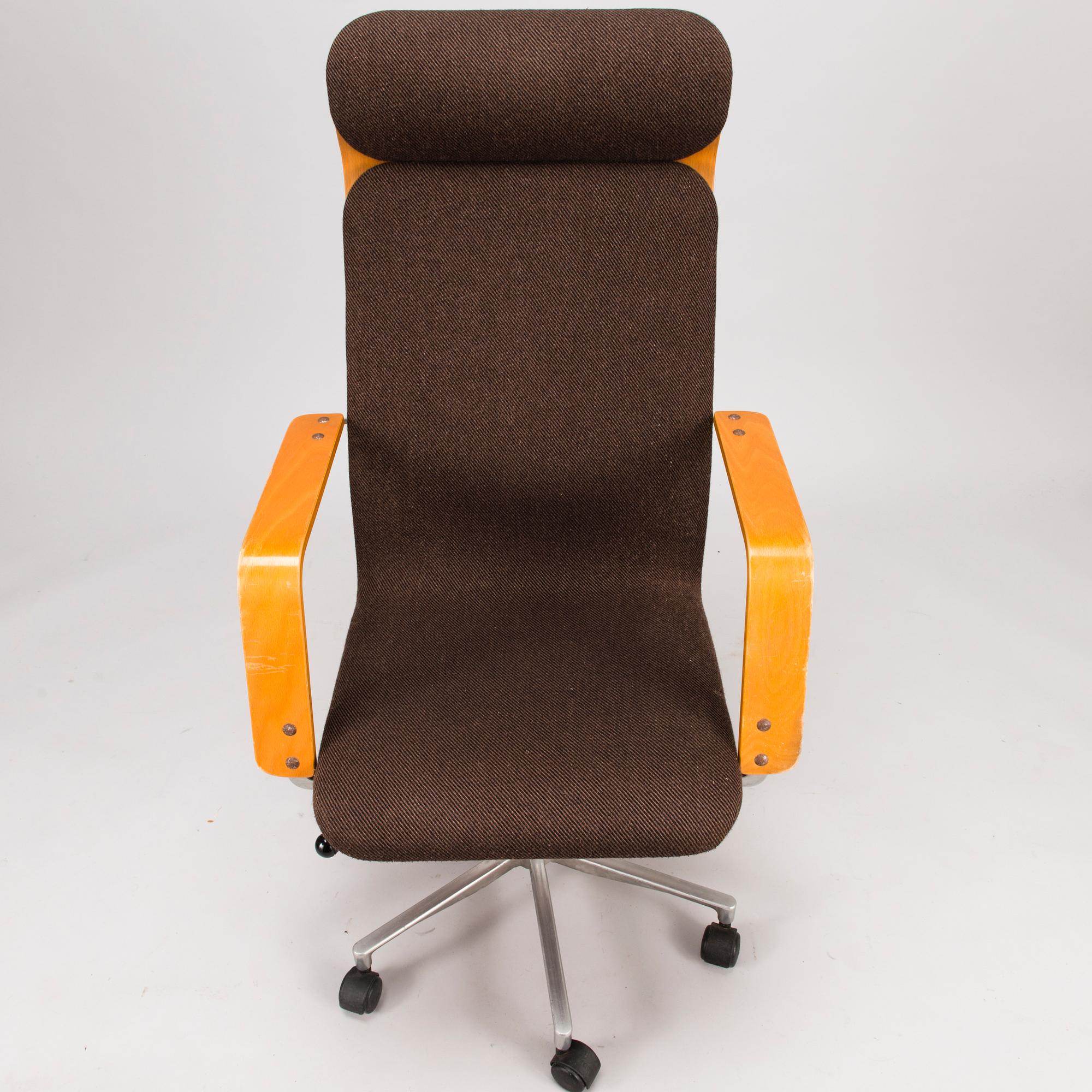 YRJÖ KUKKAPURO, 'Fysio' office chair for Avarte, Finland, latter half ...