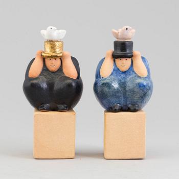 Two stoneware figurines by Lisa Larson. - Bukowskis
