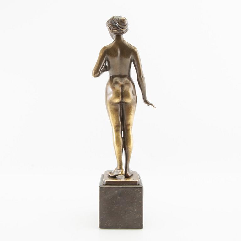 Hans Rieder Stående nakenmodell. - Bukowskis