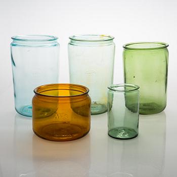 Glasburkar, 5 st, Karhula glasbruk, 1900-talets första hälft. - Bukowskis