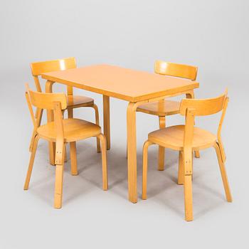 Alvar Aalto, bord, modell 80B och stolar, 4 st, modell 69, Artek, 1960/ ...