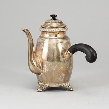 A silver coffee pot by Carl Petter Norlin, Malmö, 1838. - Bukowskis