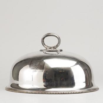 SILVER PLATED DOME COVER. - Bukowskis
