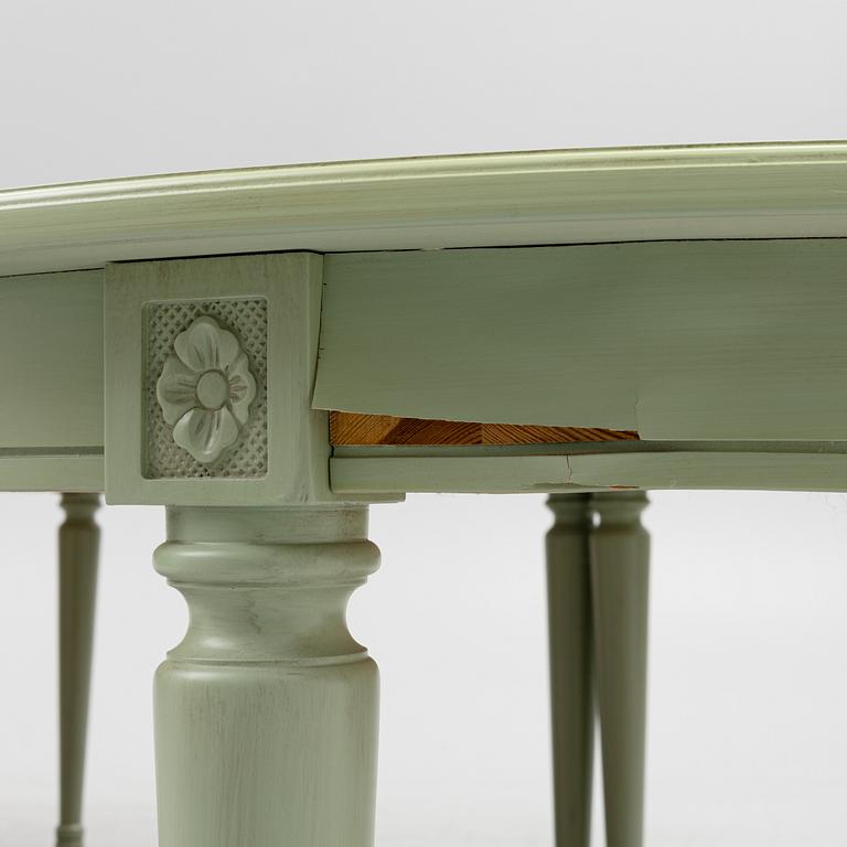 Matbord, 1900-talets senare del. Gustaviansk stil. - Bukowskis