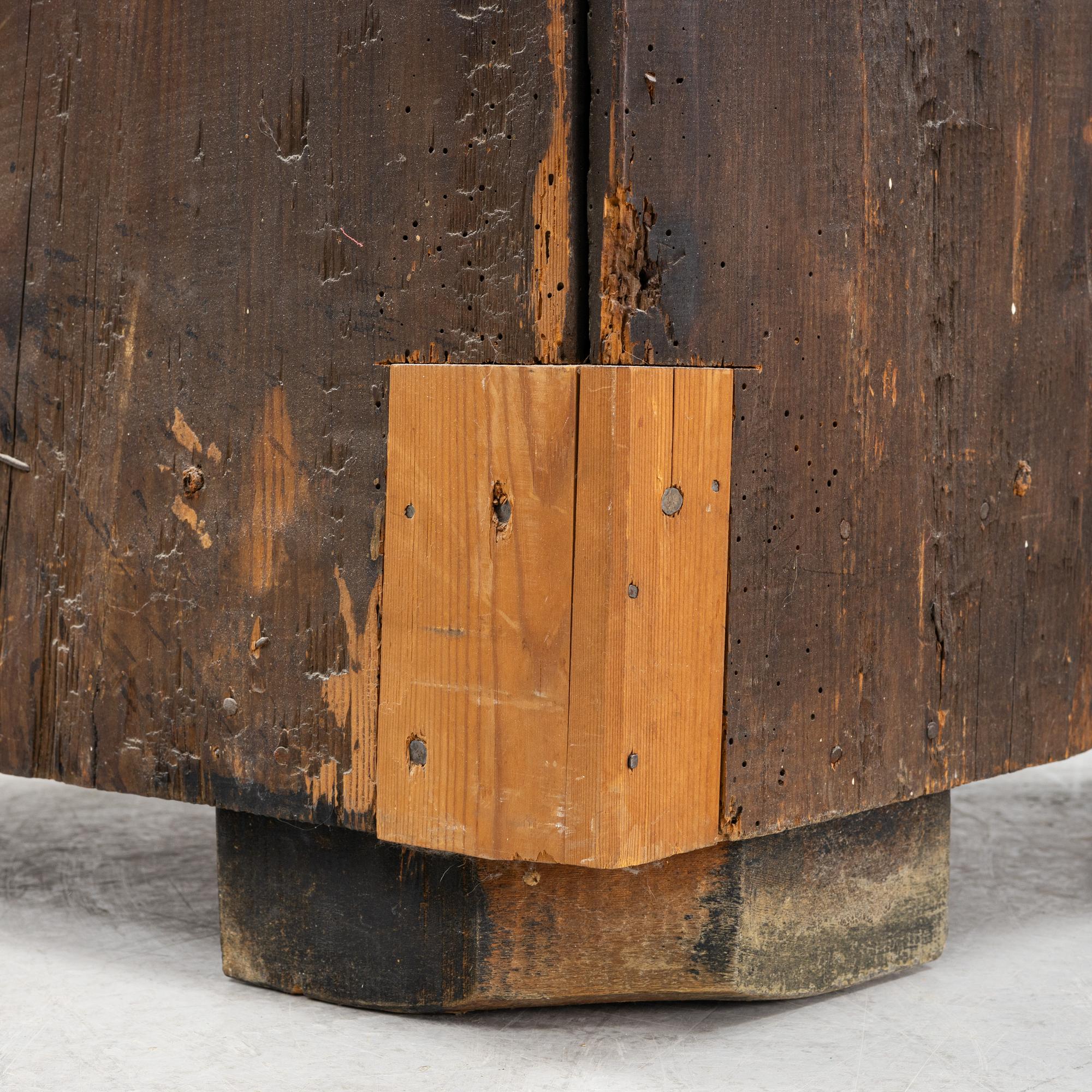 Corner cabinet, folk art, dated 1784. - Bukowskis