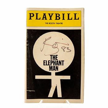 Autograph by David Bowie at The Booth Theatre 1983. - Bukowskis