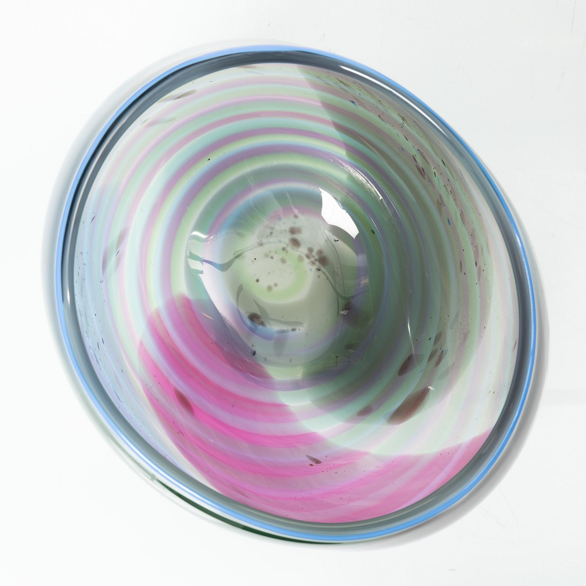 Gunnar Cyrén, a bowl, Orrefors, 1989. - Bukowskis