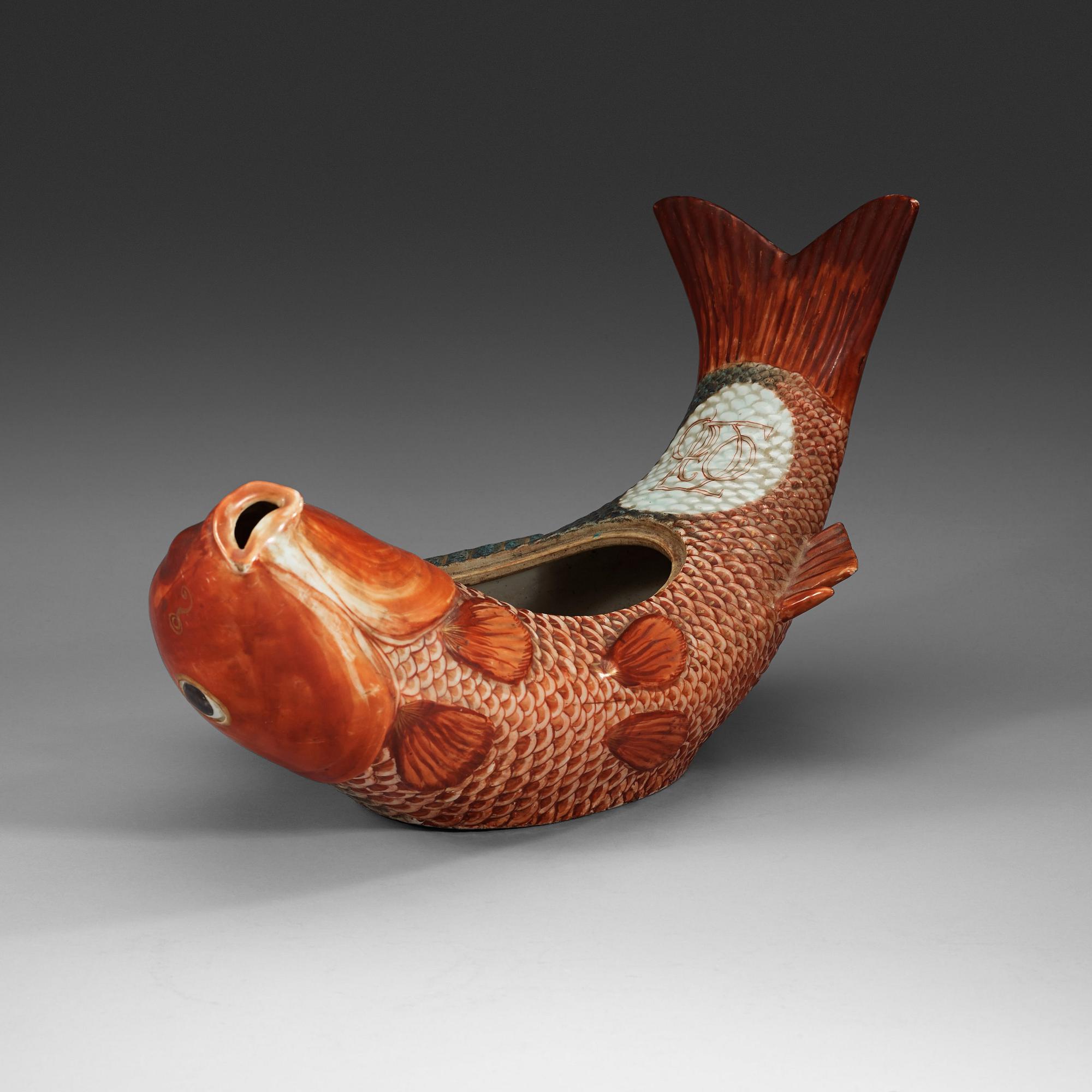 A famille rose carp tureen, Qing dynasty, Qianlong (1736-95). - Bukowskis