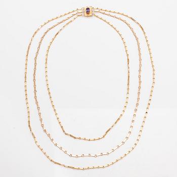Halsband, 14K guld och syntetisk safir. Kultakönni Oy, Helsingfors 1968. - Bukowskis