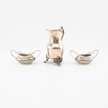 Saltkar 1 par, silver, Birmingham England 1912 samt gräddkanna (ej ...